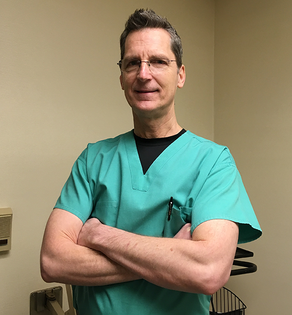 Dr simcox bio image | Westgate Implant & Oral Surgery Center